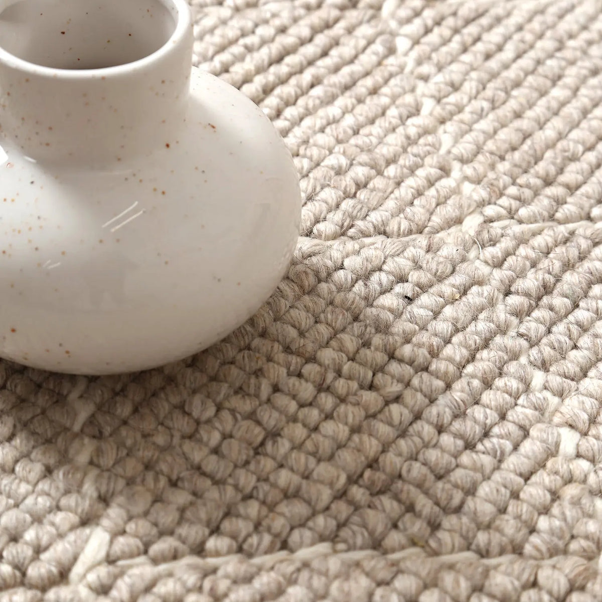 Argyle Beige Diamond Weave Rug | Modern Rugs At DecoRug